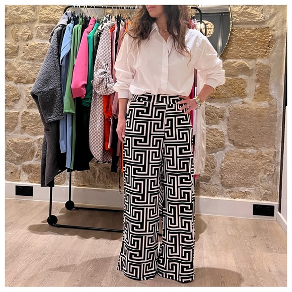 ShopEvelynne | Pants & Jumpsuits | 9 Posh Live Paris Chic Print Wide ...
